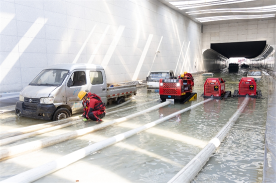 Robots give a hand in flood & typhoon disaster relief drill in Zhejiang ...